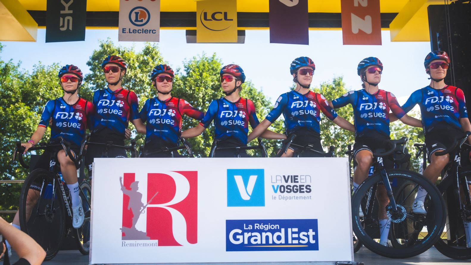 FDJ et SUEZ prolongent leur engagement commun en faveur du cyclisme féminin jusqu’en 2028 - FDJ ...